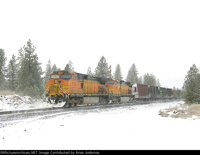 BNSF DPU's on wb Grain